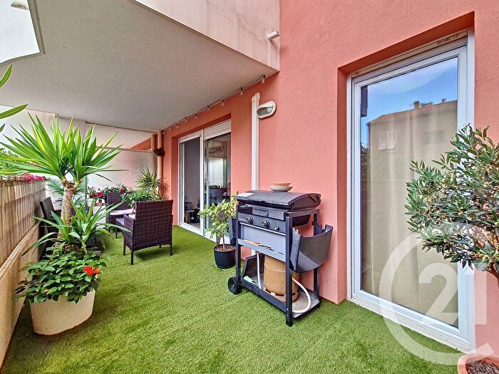 Appartement à vendre - Cagnes-sur-Mer, La Gare, Les Plans, Hippodrome - 2 pièces - 1 chambre