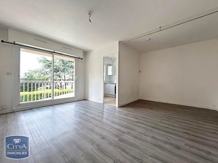 Appartement à louer - Saint-Sébastien-sur-Loire, Bords de Loire - 1 pièce