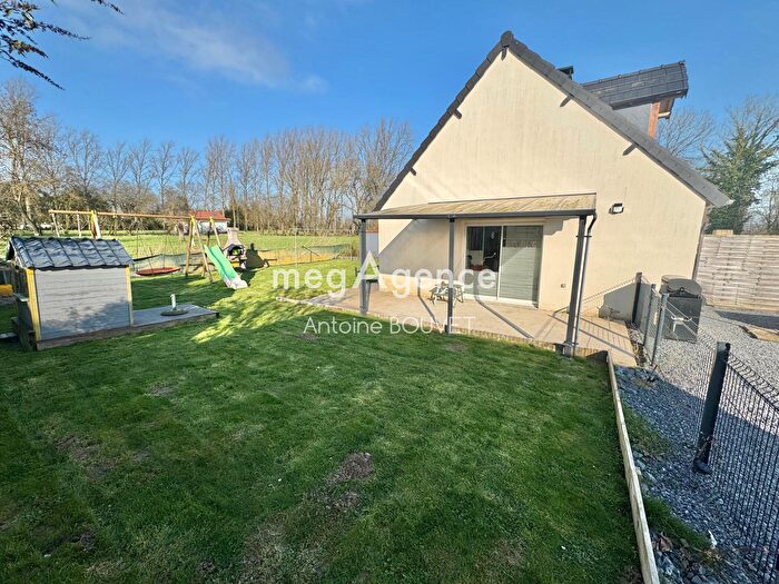 Maison à vendre - Beauquesne - 6 pièces - 4 chambres