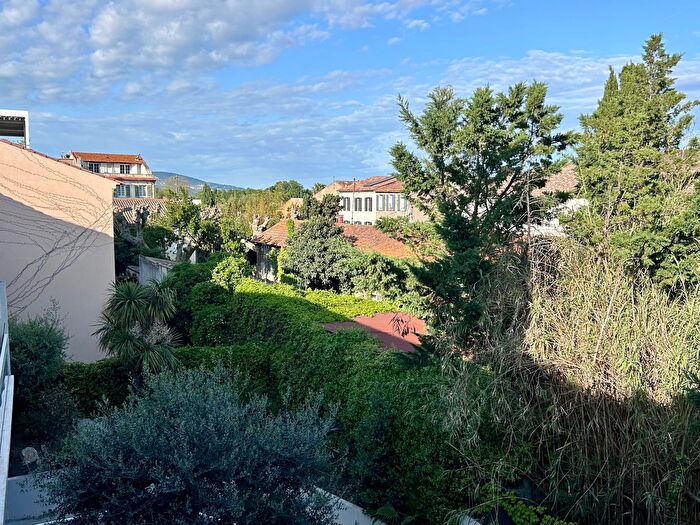 Appartement 2 pièces à vendre à Cogolin, Centre-ville, Subeiran, Pas de Grimaud