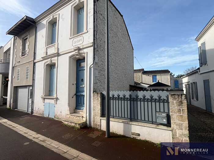 Maison à vendre - Saint-Georges-de-Didonne, Centre-ville - 5 pièces - 3 chambres