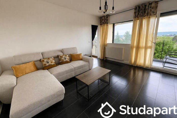 Appartement 1 pièce à louer - Le Stade-Les Garennes-Grand Ouest, Les Mureaux
