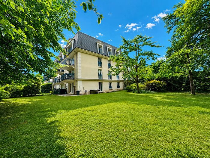 Appartement 3 pièces à Le Plessis-Trévise, Centre-ville, Orly Parc, à vendre