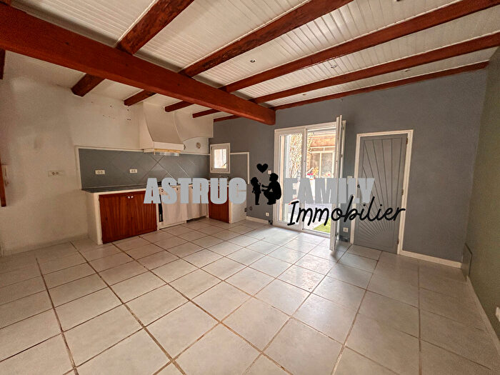 Maison à vendre - Aigues-Mortes - 5 pièces - 4 chambres