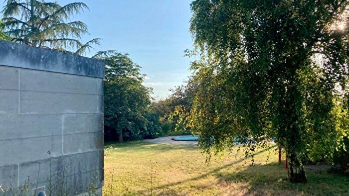 Maison à vendre - Xambes - 5 pièces - 4 chambres