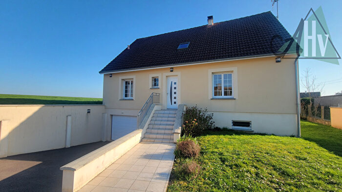 Maison à vendre - Chalmaison - 6 pièces - 5 chambres