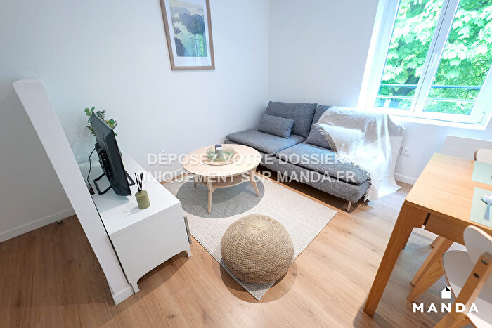 Appartement à louer - Lille, Fives - 2 pièces - 1 chambre