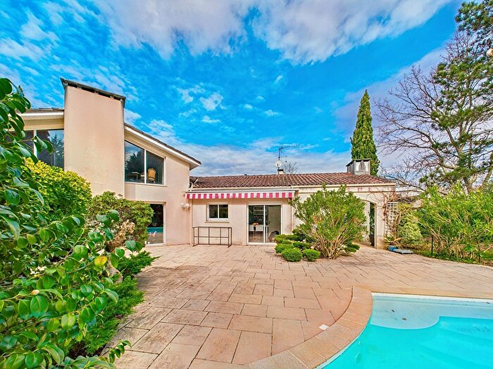 Maison à vendre - Saint-Jean-dIllac - 7 pièces - 5 chambres