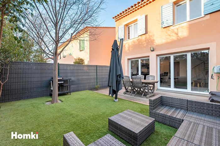 Maison à vendre - Simiane-Collongue - 5 pièces - 4 chambres