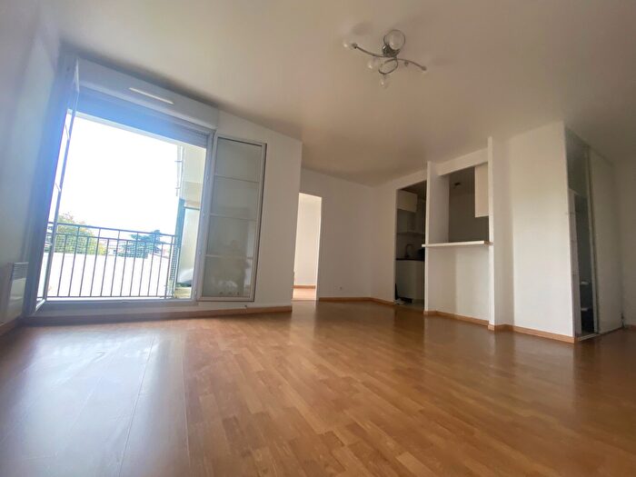 Appartement à vendre - Vaujours - 3 pièces - 2 chambres