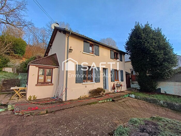 Maison à vendre - Montigny-le-Gannelon - 4 pièces - 3 chambres