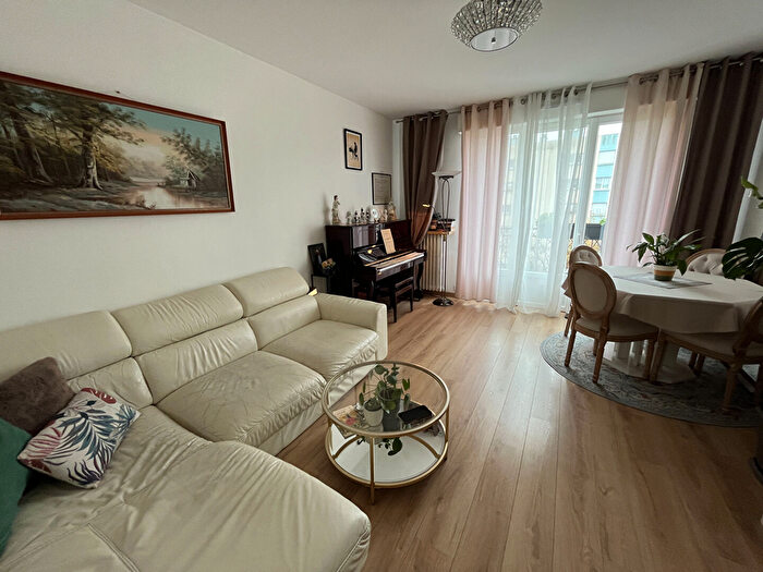 Appartement 4 pièces à Quartiers Sud-Est, Francisco Ferrer, à vendre
