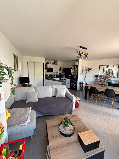 Appartement à vendre - Saint-Cyr-lécole, Fontaine Saint-Martin - 3 pièces - 2 chambres