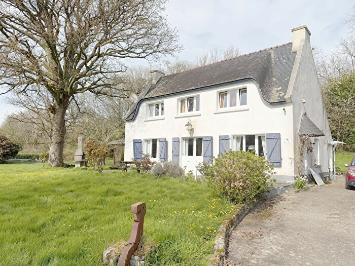 Maison 5 pièces à Châteauneuf-du-Faou, à vendre