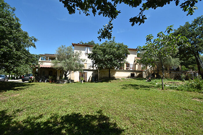 Maison à vendre - Saint-Paul-en-Forêt - 8 pièces - 6 chambres