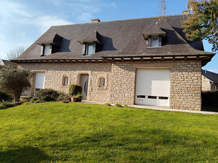 Maison 8 pièces à vendre - Saint-Aubin-d'Aubigné