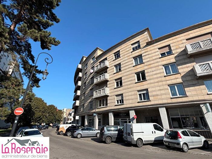 Appartement à louer - Centre Historique-Est, Mulhouse - 3 pièces - 2 chambres