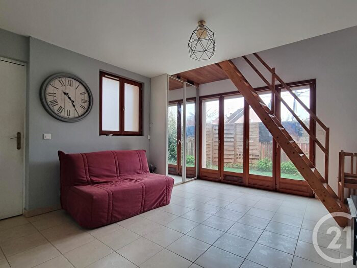 Appartement à louer - Maurepas, Le Village - 1 pièce