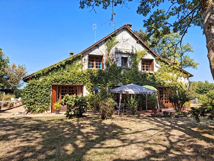 Maison à vendre - Saint-Rémy - 8 pièces - 6 chambres