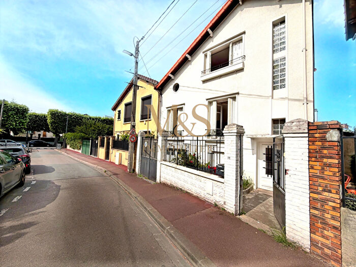 Maison 5 pièces à vendre - Les Pavillons-sous-Bois, Centre-ville, Basoche