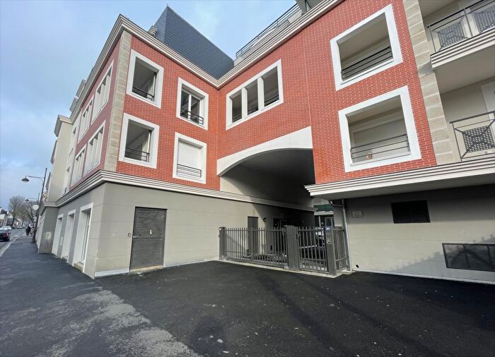 Appartement à louer - Orléans, La Binoche - 3 pièces - 2 chambres