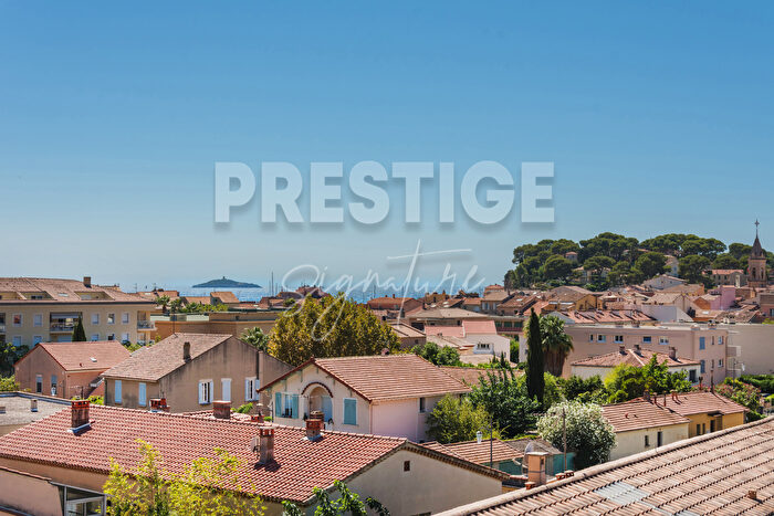 Sanary-sur-Mer, Centre-ville, Port : Appartement 3 pièces à vendre