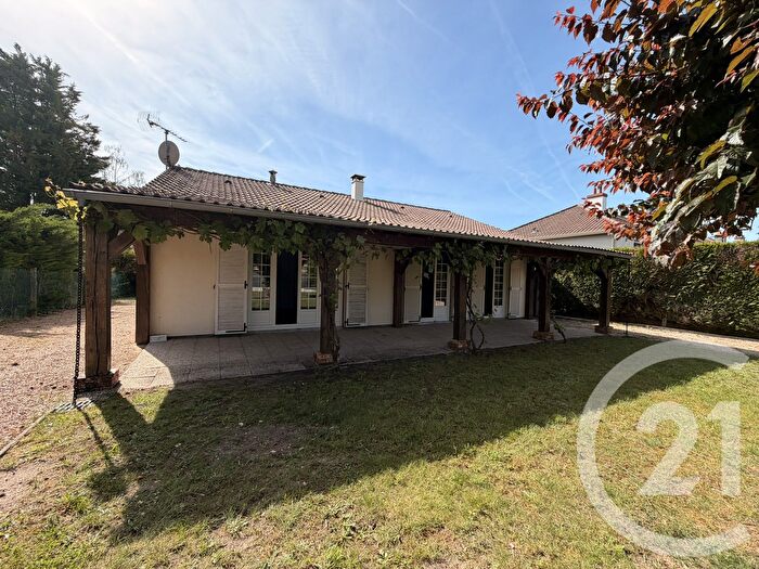 Maison 4 pièces à Traînou, à vendre