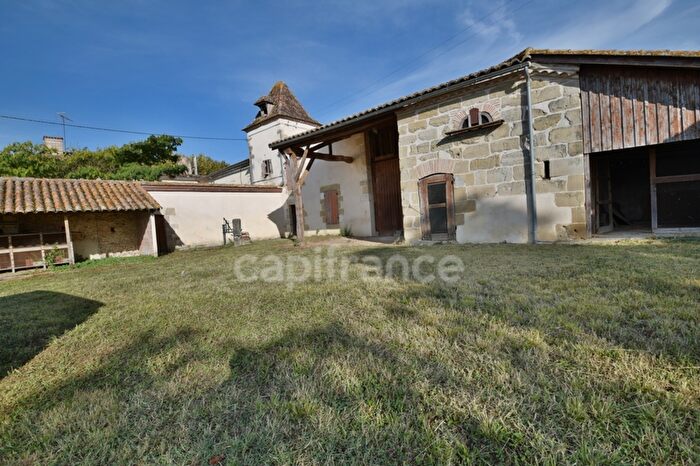 Maison à vendre - Brugnac - 9 pièces - 6 chambres