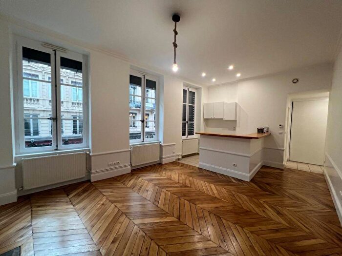 Appartement à louer - Presquîle, Centre ville, Cordeliers, Lyon ème - 1 pièce