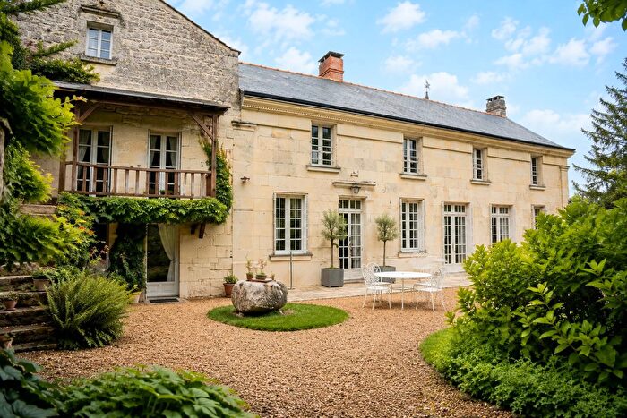Maison 10 pièces à vendre - Turquant