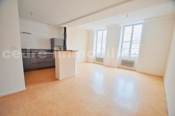 Orléans, Cathédrale, Jeanne d'Arc : Appartement 2 pièces à louer