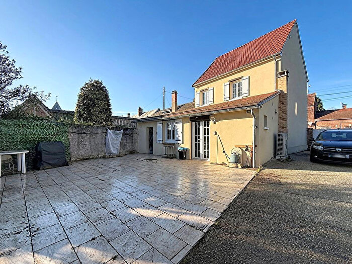 Maison à vendre - La Houssoye - 4 pièces - 3 chambres