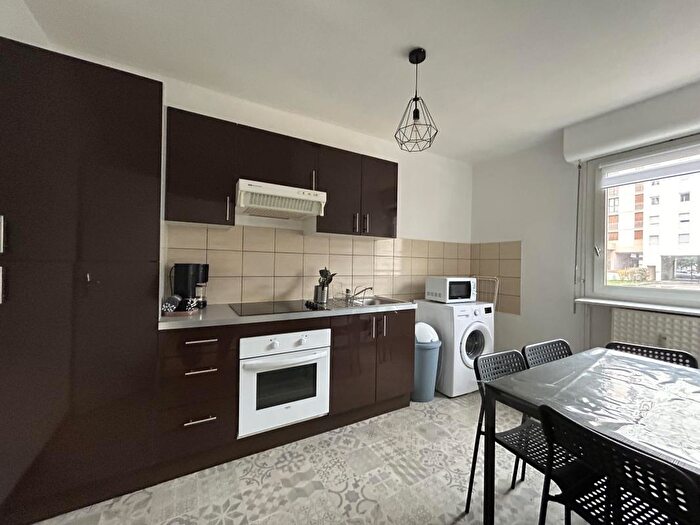 Appartement 1 pièce à Saint-Étienne, Bernay, Valfuret, à louer