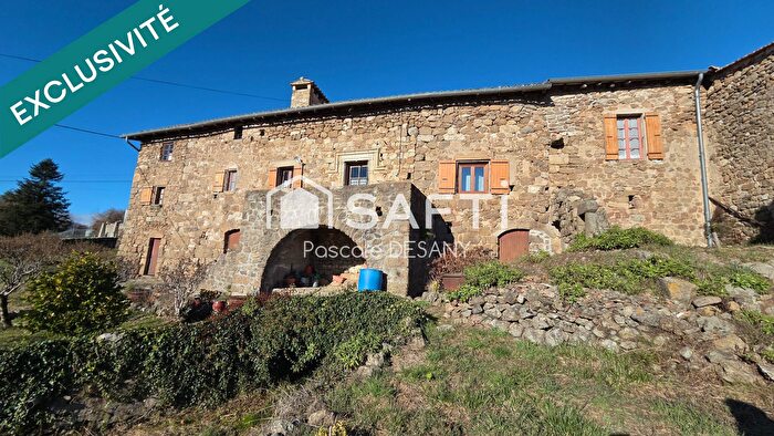 Maison à vendre - Vals-les-Bains - 5 pièces - 4 chambres