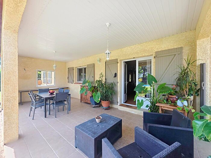 Maison 7 pièces à vendre à Villeneuve-de-Rivière