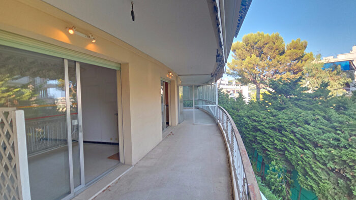 Appartement 5 pièces à vendre à Le Cannet, Bas Cannet