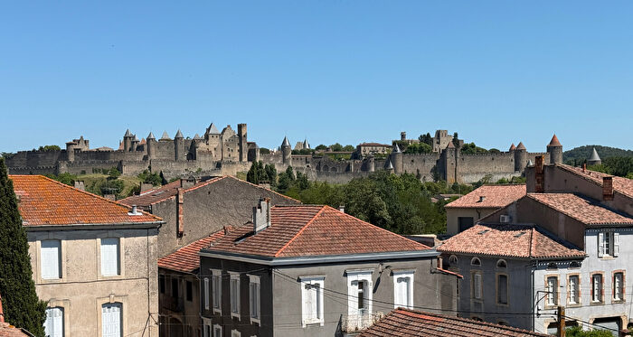 Maison 6 pièces à Carcassonne, Cité Médiévale, Barbacane, Trivalle, à vendre