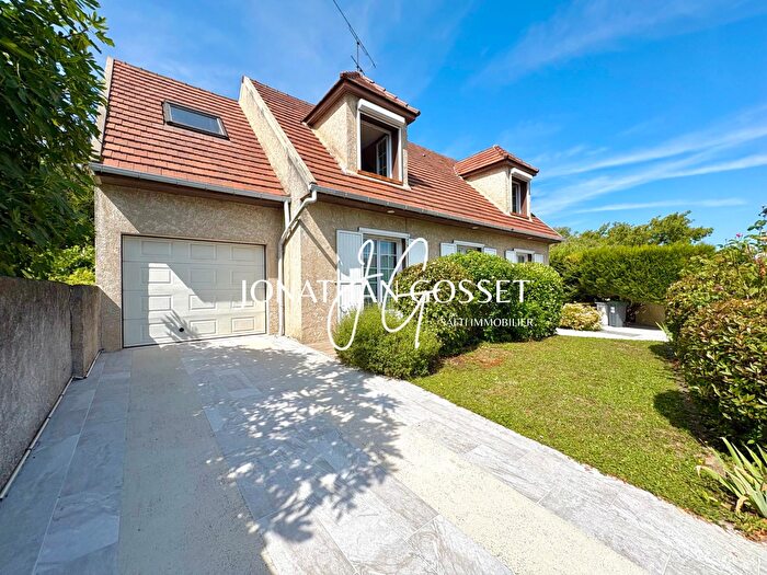 Maison 7 pièces à vendre à Vernouillet