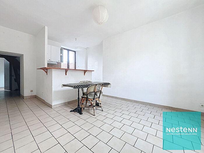 Appartement à vendre - Montereau-Fault-Yonne, Ville haute - 2 pièces - 1 chambre