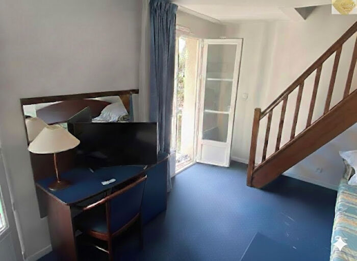 Appartement à vendre - La Roche-Posay - 2 pièces - 1 chambre