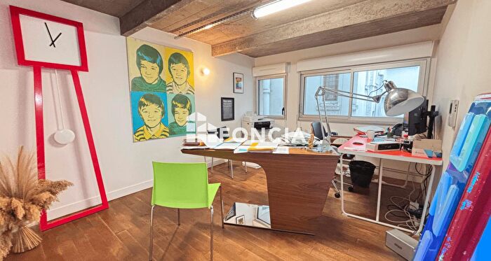 Appartement à vendre - Tours, Grammont - 10 pièces