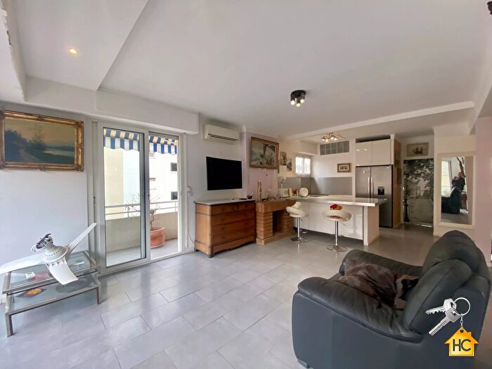 Appartement 3 pièces à Cannes, Pointe Croisette, à vendre
