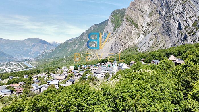 Saint-Martin-de-la-Porte : Maison 2 pièces à vendre