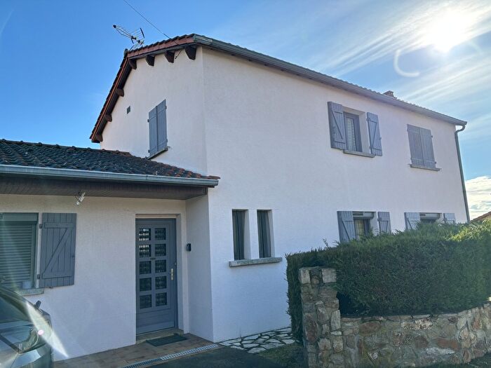 Maison à vendre - Issoire, Les Croizettes, Parentignat - 5 pièces - 4 chambres