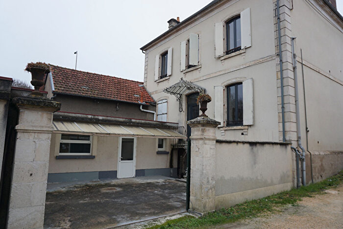 Maison à vendre - Saint-Doulchard - 5 pièces - 3 chambres