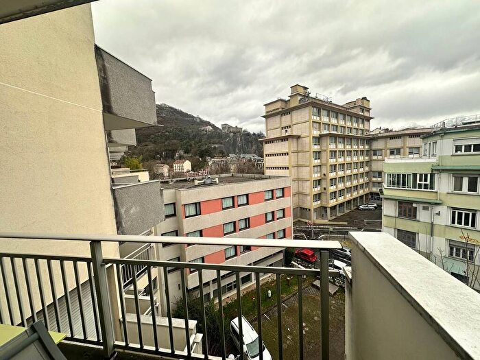 Appartement à louer - Grenoble - 1 pièce