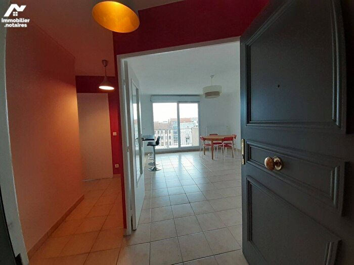 Appartement à louer - Lyon ème arrondissement - 2 pièces - 1 chambre