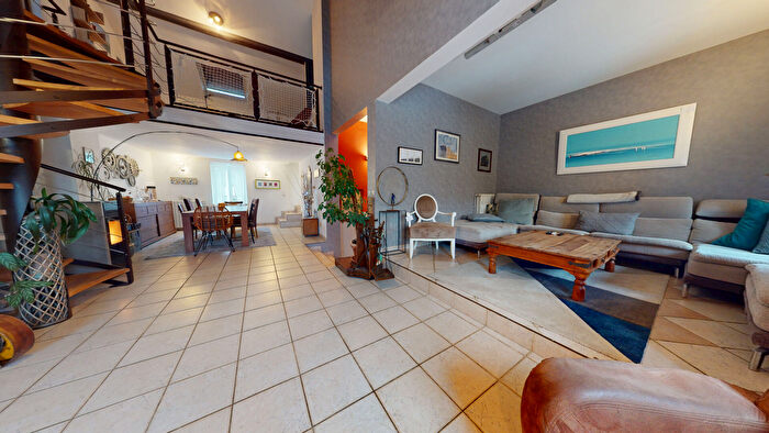 Maison à vendre - Yutz, Haute Yutz, Illange - 10 pièces - 5 chambres