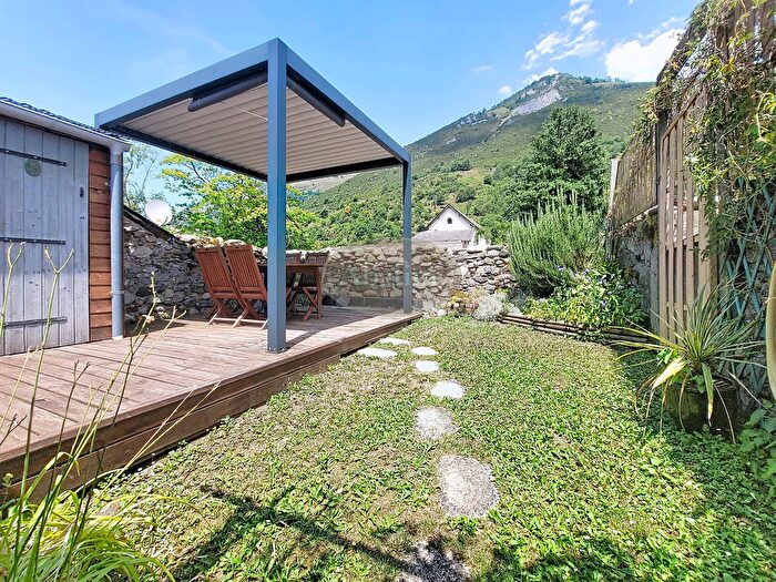 Campan - Maison 6 pièces à vendre