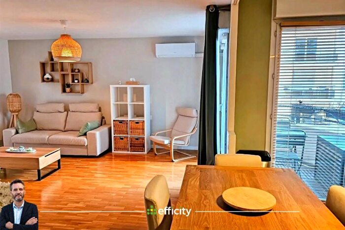 Appartement à louer - Sans Souci-Dauphiné, Lyon ème arrondissement - 3 pièces - 2 chambres